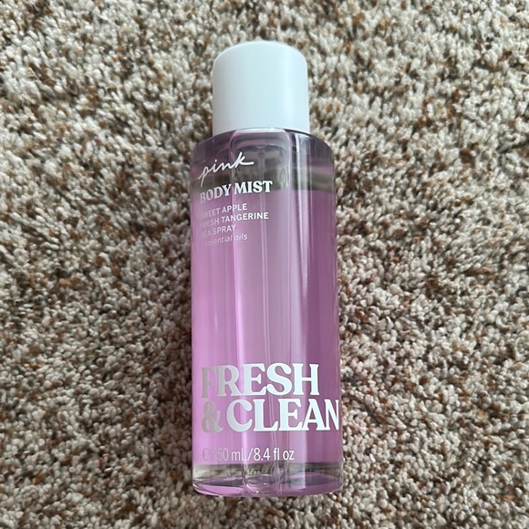 PINK Victoria's Secret | Bath & Body | Fresh Clean Body Mist | Poshmark